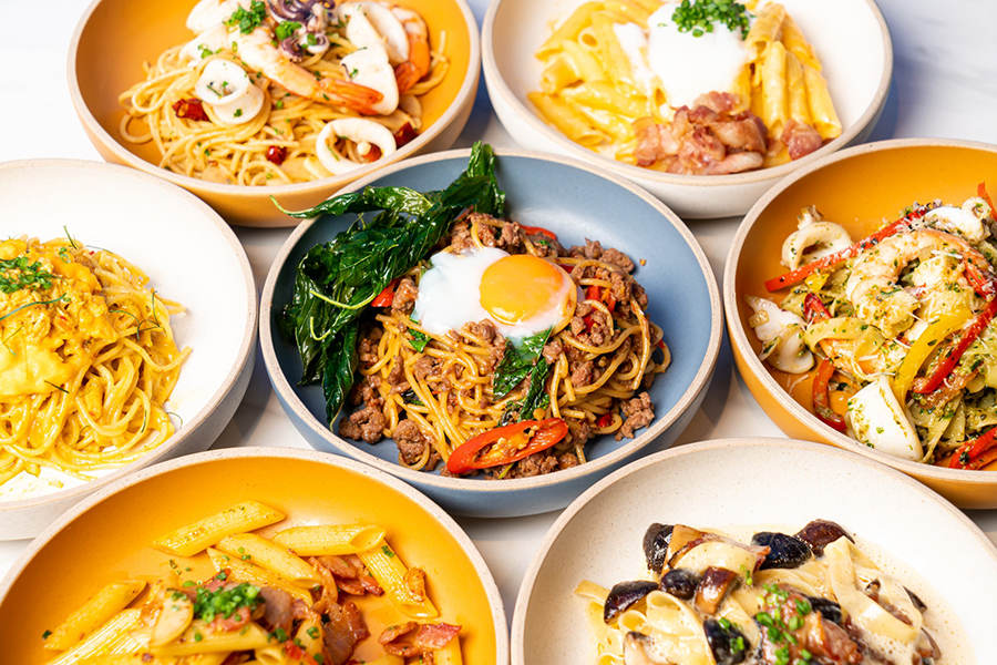 ปักหมุดด่วน!! Throwback รูฟทอปบาร์ 90s แหล่งแฮงค์เอ้าท์ใหม่ ใจกลางสีลม - Mileday365